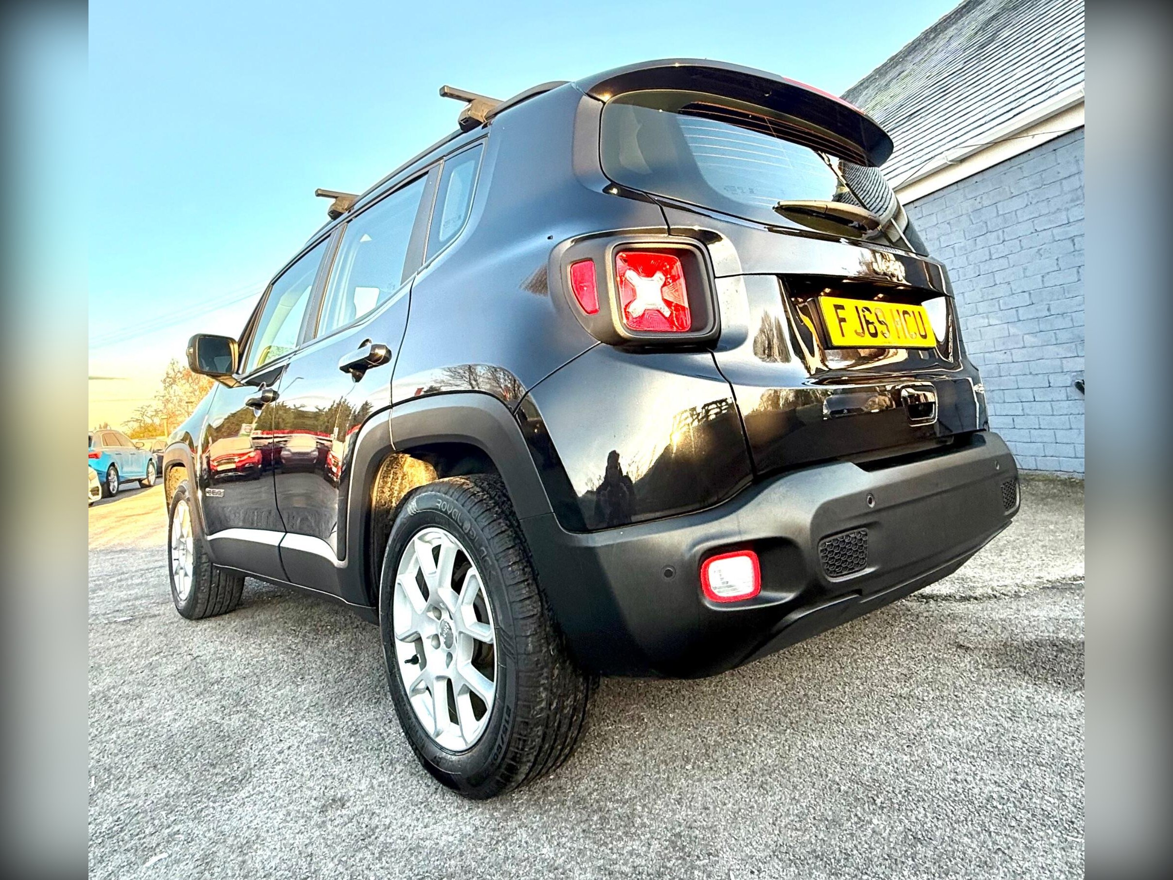 Used 2019 Jeep Renegade 1.0 GSE T3 Longitude Euro 6 (s/s) 5dr for sale in Castleford, West ...